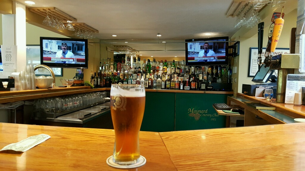 Bar & Grill - Maynard Golf Course